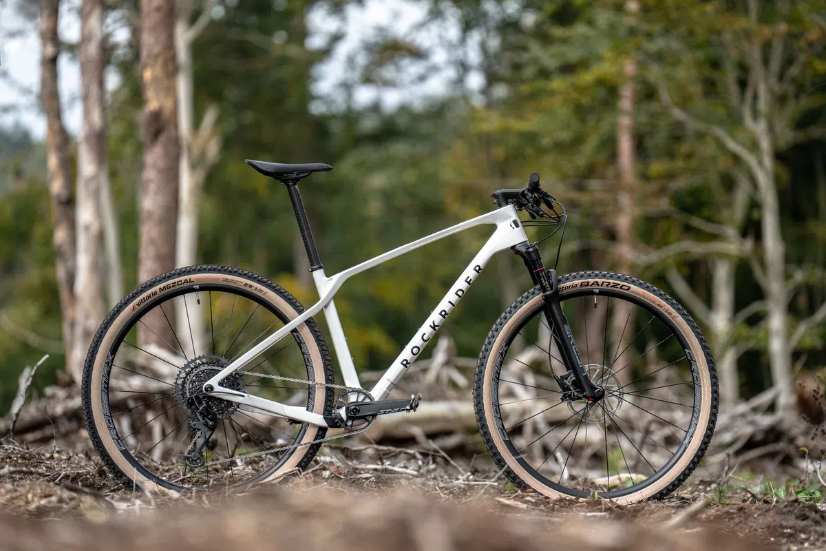 Review Rockrider RACE 900 hardtail mountainbike